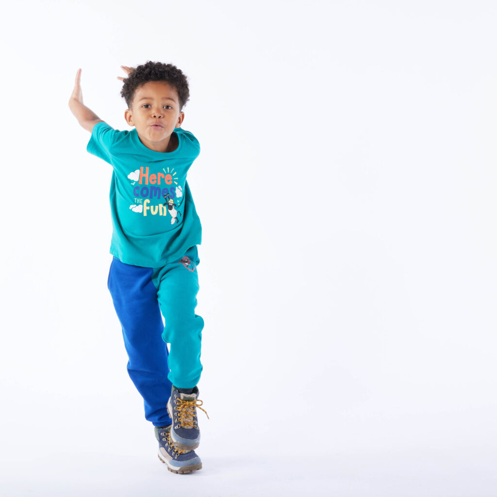 TOG24 Boreray Kids Shaun the Sheep T-Shirt | Official Cannon Hall Farm ...